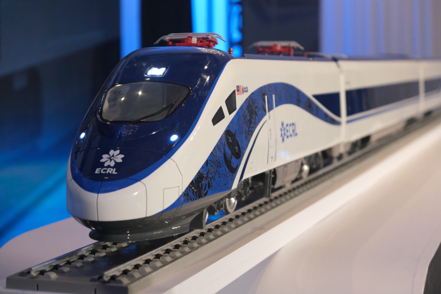 ECRL Sets New Standards with LTE-R Network and Modern Train Designs ...